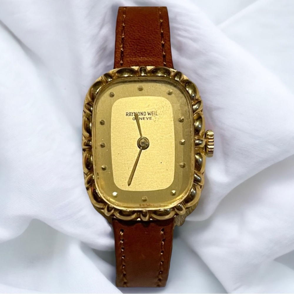 Vintage Raymond Weil Ladies Watch - Gem